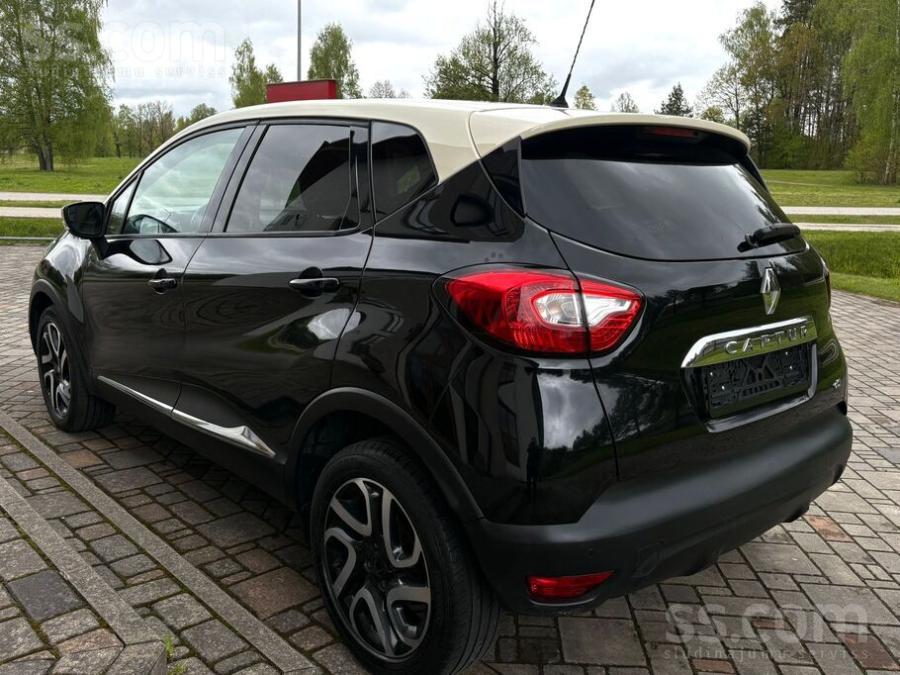 Black Renault Captur 2016 in Jelgava, with an engine capacity of 1.50 L and mileage of 155 thousand km for 7900 €, photo 5 on AUTOMOTO.COM.LV