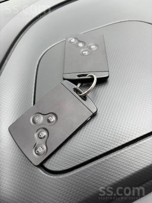 Black Renault Captur 2016 in Jelgava, with an engine capacity of 1.50 L and mileage of 155 thousand km for 7900 €, photo 16 on AUTOMOTO.COM.LV