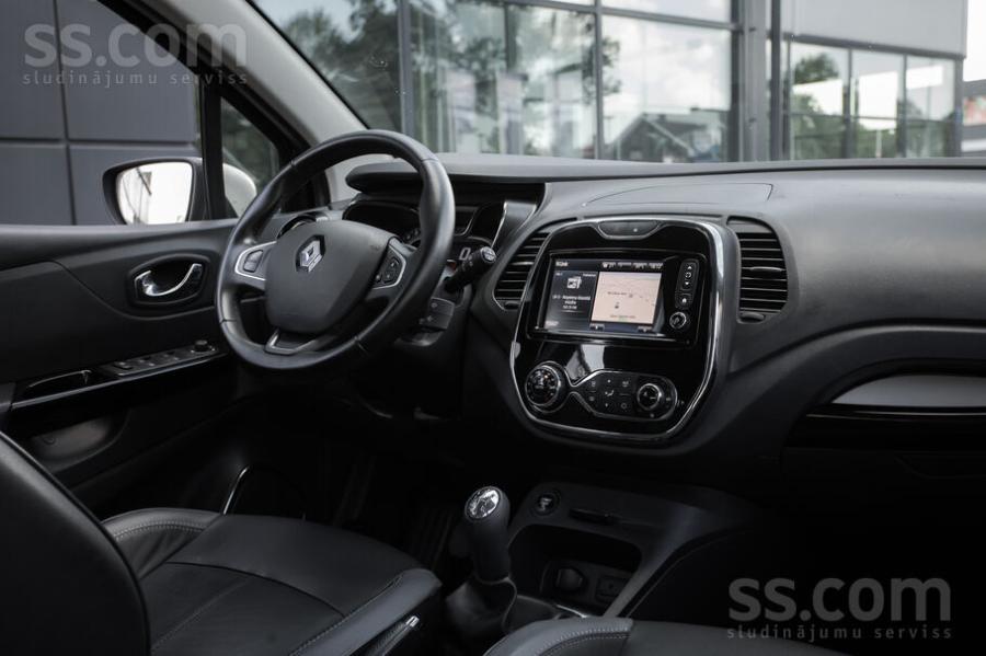 Melns Renault Captur 2016 Jelgava, ar dzinēja tilpumu 0.90 L un nobraukumu 172 tūkst. km par 7999 €, foto 11 vietnē AUTOMOTO.COM.LV