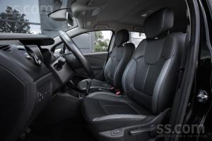 Melns Renault Captur 2016 Jelgava, ar dzinēja tilpumu 0.90 L un nobraukumu 172 tūkst. km par 7999 €, foto 15 vietnē AUTOMOTO.COM.LV