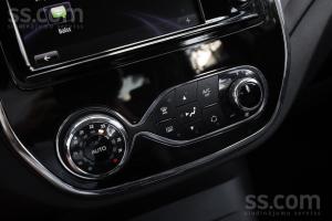 Melns Renault Captur 2016 Jelgava, ar dzinēja tilpumu 0.90 L un nobraukumu 172 tūkst. km par 7999 €, foto 25 vietnē AUTOMOTO.COM.LV
