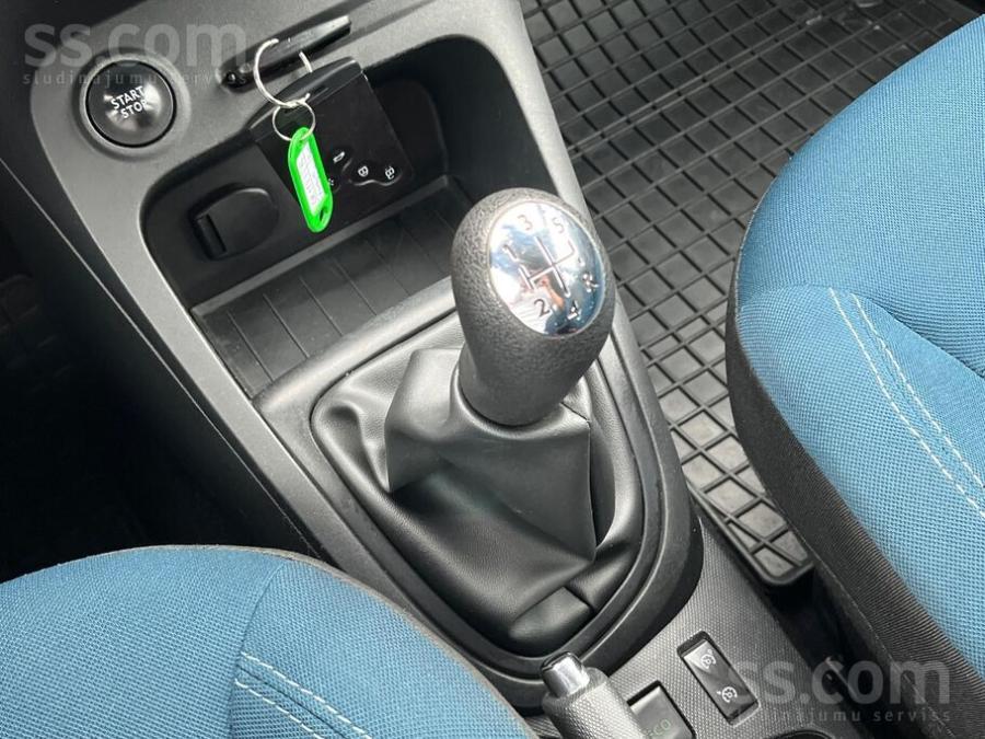 Melns Renault Captur 2016 Rīga, ar dzinēja tilpumu 0.90 L un nobraukumu 119 tūkst. km par 6490 €, foto 16 vietnē AUTOMOTO.COM.LV