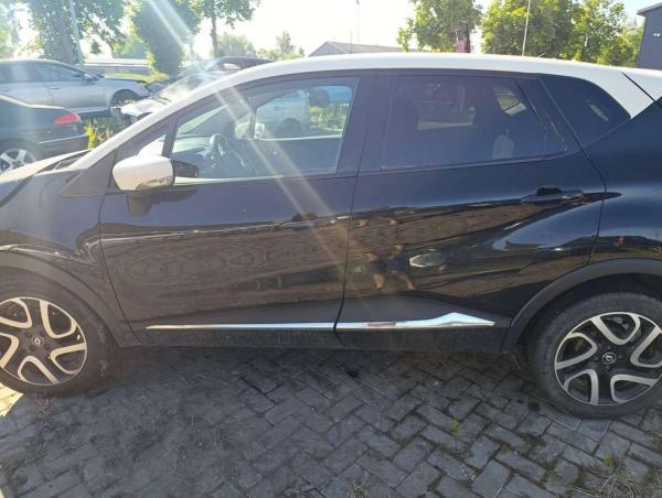 Black Renault Captur 2017 in Taurage, with an engine capacity of 1.50 L and mileage of 190 thousand km for 1200 €, photo 2 on AUTOMOTO.COM.LV