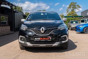 Black Renault Captur 2017 in Riga, with an engine capacity of 1.20 L and mileage of 0 thousand km for 9450 €, photo 3 on AUTOMOTO.COM.LV