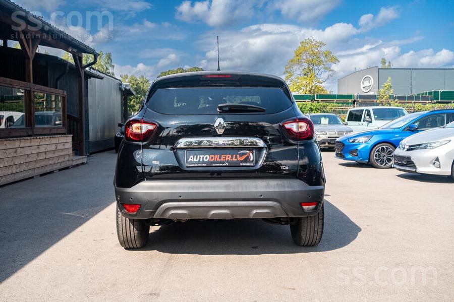 Black Renault Captur 2017 in Riga, with an engine capacity of 1.20 L and mileage of 0 thousand km for 9450 €, photo 10 on AUTOMOTO.COM.LV
