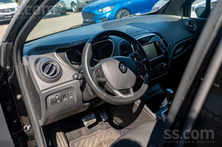 Black Renault Captur 2017 in Riga, with an engine capacity of 1.20 L and mileage of 0 thousand km for 9450 €, photo 18 on AUTOMOTO.COM.LV