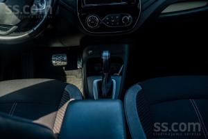 Black Renault Captur 2017 in Riga, with an engine capacity of 1.20 L and mileage of 0 thousand km for 9450 €, photo 23 on AUTOMOTO.COM.LV