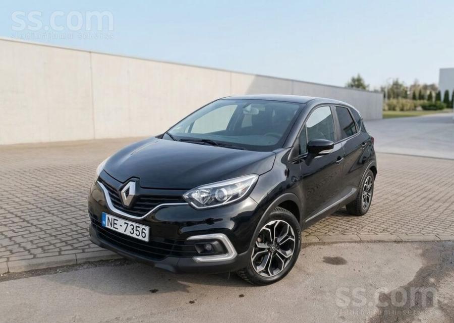 Black Renault Captur 2018 in Riga, with an engine capacity of 0.90 L and mileage of 196 thousand km for 8500 €, photo 1 on AUTOMOTO.COM.LV