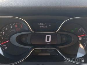 Black Renault Captur 2018 in Riga, with an engine capacity of 0.90 L and mileage of 196 thousand km for 8500 €, photo 4 on AUTOMOTO.COM.LV