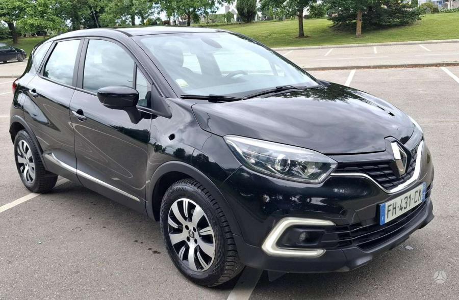 Melns Renault Captur 2019 Tauragė, ar dzinēja tilpumu 1.50 L un nobraukumu 184 tūkst. km par 6500 €, foto 3 vietnē AUTOMOTO.COM.LV