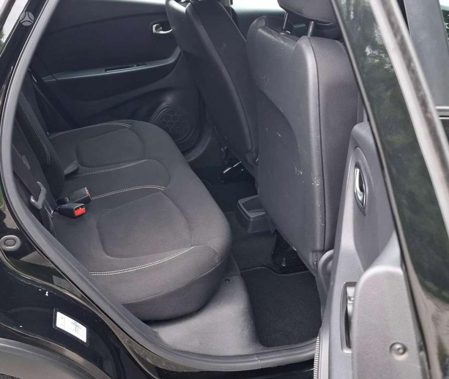 Melns Renault Captur 2019 Tauragė, ar dzinēja tilpumu 1.50 L un nobraukumu 184 tūkst. km par 6500 €, foto 17 vietnē AUTOMOTO.COM.LV