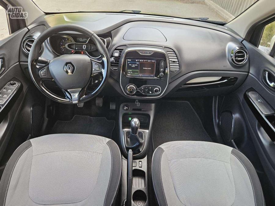 Black Renault Captur 2016 in Siauliai, with an engine capacity of 1.50 L and mileage of 217 thousand km for 6950 €, photo 16 on AUTOMOTO.COM.LV