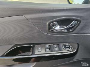 Black Renault Captur 2016 in Siauliai, with an engine capacity of 1.50 L and mileage of 217 thousand km for 6950 €, photo 23 on AUTOMOTO.COM.LV