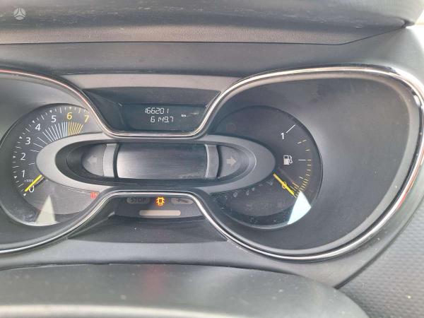 Zils Renault Captur 2015 Tauragė, ar dzinēja tilpumu 0.90 L un nobraukumu 166 tūkst. km par 4800 €, foto 9 vietnē AUTOMOTO.COM.LV