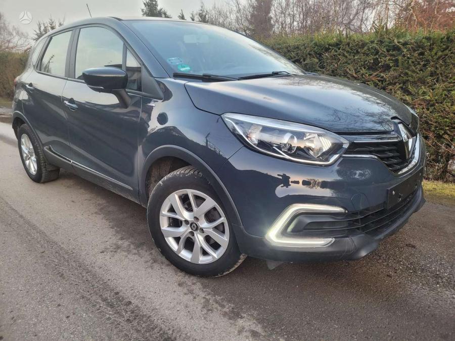 Zils Renault Captur 2018 Vilkaviškis, ar dzinēja tilpumu 0.00 L un nobraukumu 130 tūkst. km par 8800 €, foto 1 vietnē AUTOMOTO.COM.LV