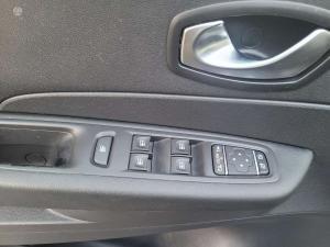 Zils Renault Captur 2018 Vilkaviškis, ar dzinēja tilpumu 0.00 L un nobraukumu 130 tūkst. km par 8800 €, foto 14 vietnē AUTOMOTO.COM.LV