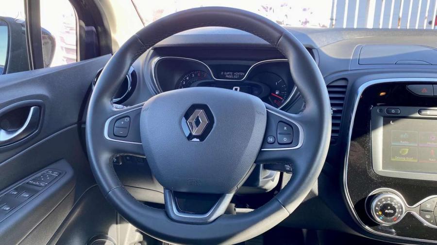 Blue Renault Captur 2019 in Marijampole, with an engine capacity of 0.90 L and mileage of 40 thousand km for 9100 €, photo 20 on AUTOMOTO.COM.LV