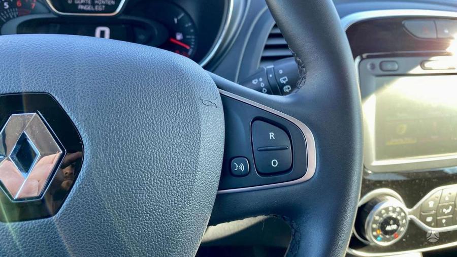 Blue Renault Captur 2019 in Marijampole, with an engine capacity of 0.90 L and mileage of 40 thousand km for 9100 €, photo 21 on AUTOMOTO.COM.LV