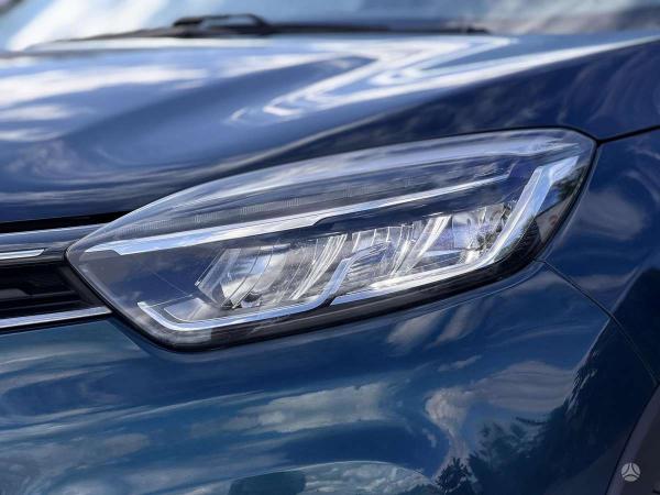 Blue Renault Captur 2019 in Taurage, with an engine capacity of 1.46 L and mileage of 176 thousand km for 8900 €, photo 8 on AUTOMOTO.COM.LV
