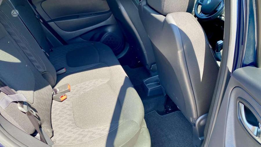 Zils Renault Captur 2019 Marijampole, ar dzinēja tilpumu 0.90 L un nobraukumu 40 tūkst. km par 8500 €, foto 10 vietnē AUTOMOTO.COM.LV