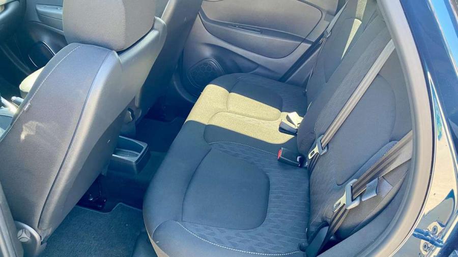 Zils Renault Captur 2019 Marijampole, ar dzinēja tilpumu 0.90 L un nobraukumu 40 tūkst. km par 8500 €, foto 14 vietnē AUTOMOTO.COM.LV