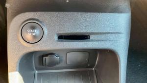 Zils Renault Captur 2019 Marijampole, ar dzinēja tilpumu 0.90 L un nobraukumu 40 tūkst. km par 8500 €, foto 17 vietnē AUTOMOTO.COM.LV