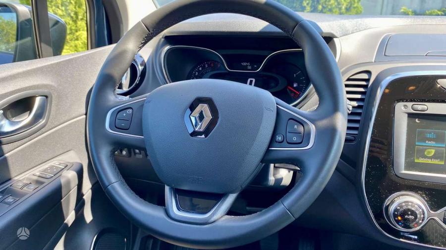 Zils Renault Captur 2019 Marijampole, ar dzinēja tilpumu 0.90 L un nobraukumu 40 tūkst. km par 8500 €, foto 20 vietnē AUTOMOTO.COM.LV