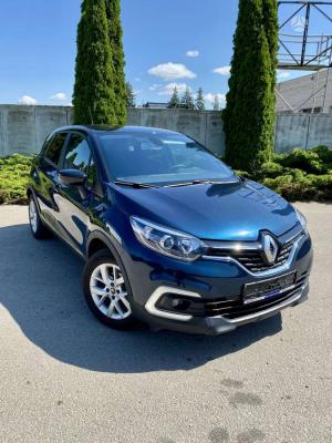 Zils Renault Captur 2019 Marijampole, ar dzinēja tilpumu 0.90 L un nobraukumu 40 tūkst. km par 8500 €, foto  vietnē AUTOMOTO.COM.LV