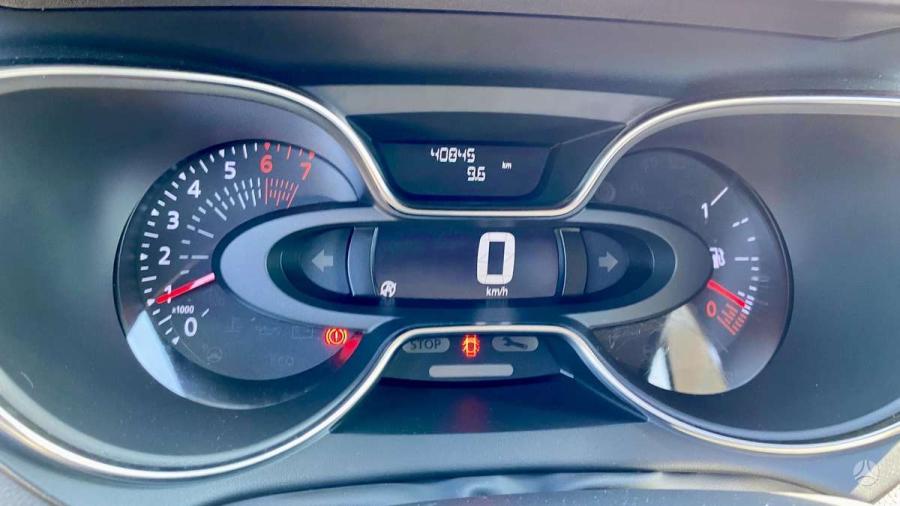 Zils Renault Captur 2019 Marijampole, ar dzinēja tilpumu 0.90 L un nobraukumu 40 tūkst. km par 8500 €, foto 23 vietnē AUTOMOTO.COM.LV