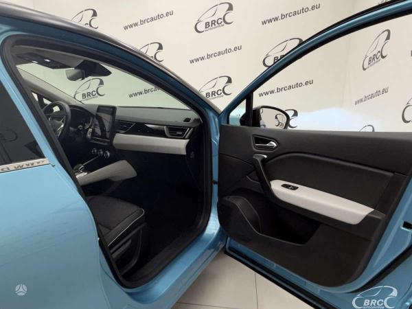 Blue Renault Captur 2021 in Vilnius, with an engine capacity of 1.33 L and mileage of 57 thousand km for 14800 €, photo 9 on AUTOMOTO.COM.LV