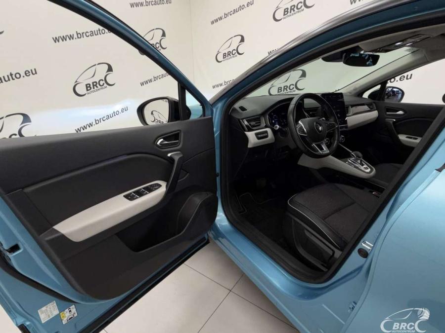 Blue Renault Captur 2021 in Vilnius, with an engine capacity of 1.33 L and mileage of 57 thousand km for 14300 €, photo 19 on AUTOMOTO.COM.LV