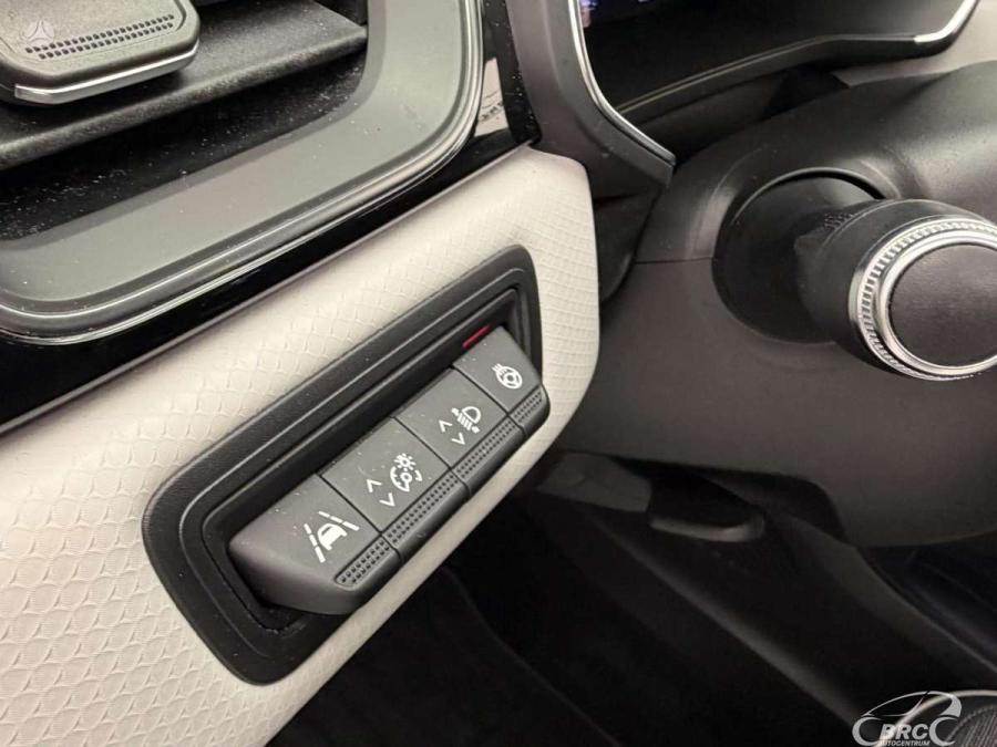 Blue Renault Captur 2021 in Vilnius, with an engine capacity of 1.33 L and mileage of 57 thousand km for 14300 €, photo 26 on AUTOMOTO.COM.LV