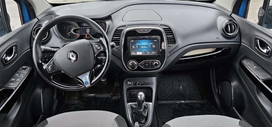 Blue Renault Captur 2015 in Ukmerge, with an engine capacity of 1.00 L and mileage of 190 thousand km for 5200 €, photo 9 on AUTOMOTO.COM.LV