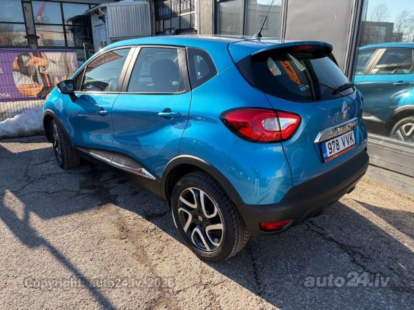 Zils Renault Captur 2016 Tallina, ar dzinēja tilpumu 1.50 L un nobraukumu 209 tūkst. km par 7990 €, foto 2 vietnē AUTOMOTO.COM.LV
