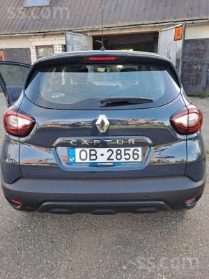 Zils Renault Captur 2018 Rēzekne, ar dzinēja tilpumu 1.50 L un nobraukumu 84 tūkst. km par 9200 €, foto 1 vietnē AUTOMOTO.COM.LV
