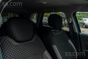 Zils Renault Captur 2019 Rīga, ar dzinēja tilpumu 1.50 L un nobraukumu 0 tūkst. km par 10900 €, foto 17 vietnē AUTOMOTO.COM.LV