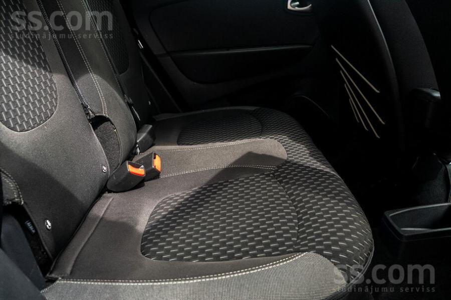 Zils Renault Captur 2019 Rīga, ar dzinēja tilpumu 1.50 L un nobraukumu 0 tūkst. km par 10900 €, foto 19 vietnē AUTOMOTO.COM.LV