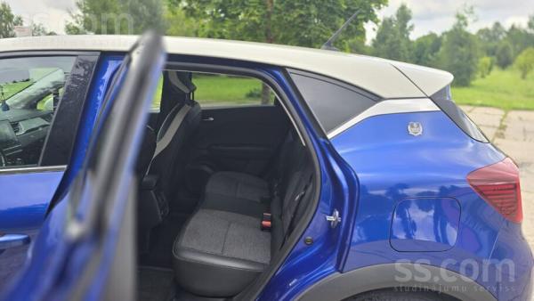 Zils Renault Captur 2021 Rēzekne, ar dzinēja tilpumu 1.60 L un nobraukumu 76 tūkst. km par 16000 €, foto 5 vietnē AUTOMOTO.COM.LV