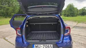 Zils Renault Captur 2021 Rēzekne, ar dzinēja tilpumu 1.60 L un nobraukumu 76 tūkst. km par 16000 €, foto 8 vietnē AUTOMOTO.COM.LV