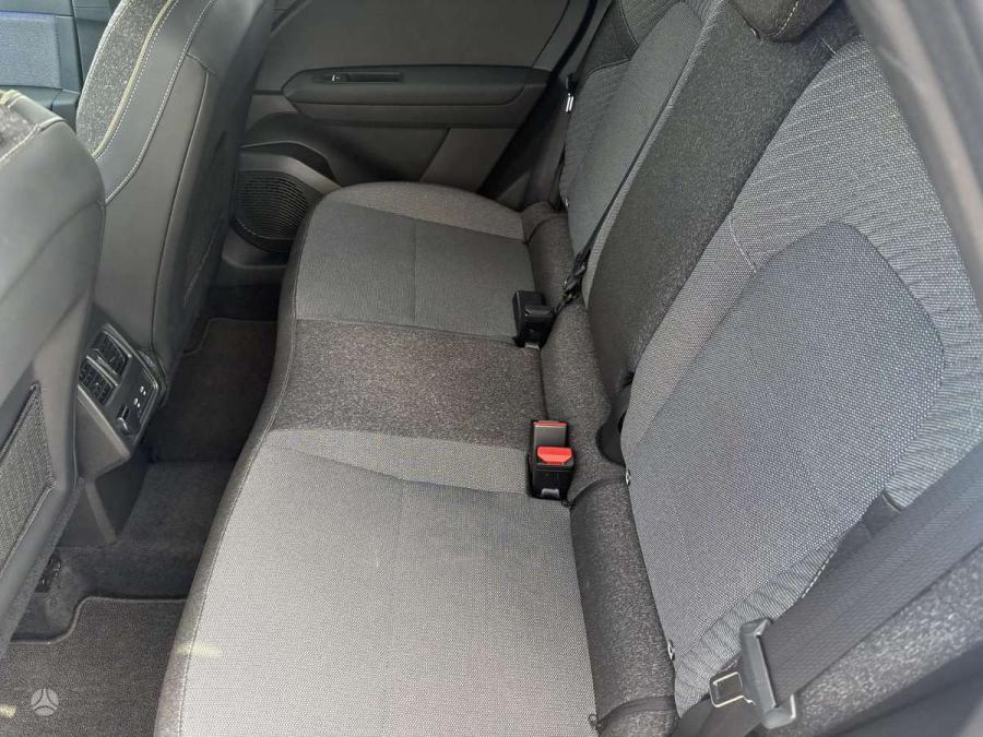 Blue Renault Captur 2024 in Taurage, with an engine capacity of 1.00 L and mileage of 22 thousand km for 14000 €, photo 12 on AUTOMOTO.COM.LV