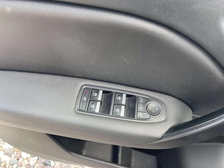 Zils Renault Captur 2020 Kauņa, ar dzinēja tilpumu 1.46 L un nobraukumu 160 tūkst. km par 9900 €, foto 17 vietnē AUTOMOTO.COM.LV