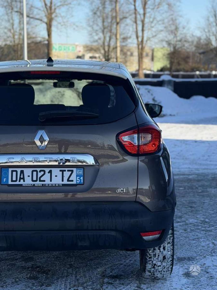 Brūns Renault Captur 2014 Tauragė, ar dzinēja tilpumu 1.50 L un nobraukumu 164 tūkst. km par 5700 €, foto 17 vietnē AUTOMOTO.COM.LV