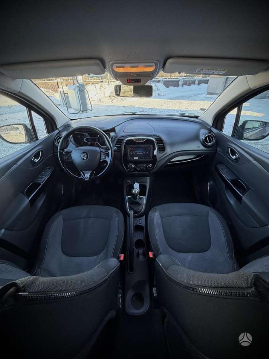 Brūns Renault Captur 2014 Tauragė, ar dzinēja tilpumu 1.50 L un nobraukumu 164 tūkst. km par 5700 €, foto 26 vietnē AUTOMOTO.COM.LV