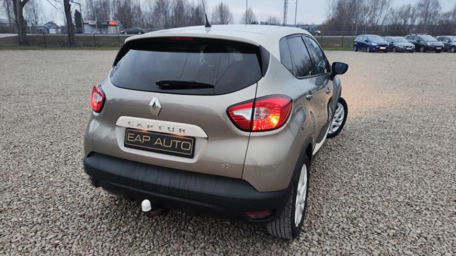 Brown Renault Captur 2014 in Riga, with an engine capacity of 1.50 L and mileage of 208 thousand km for 7990 €, photo 12 on AUTOMOTO.COM.LV
