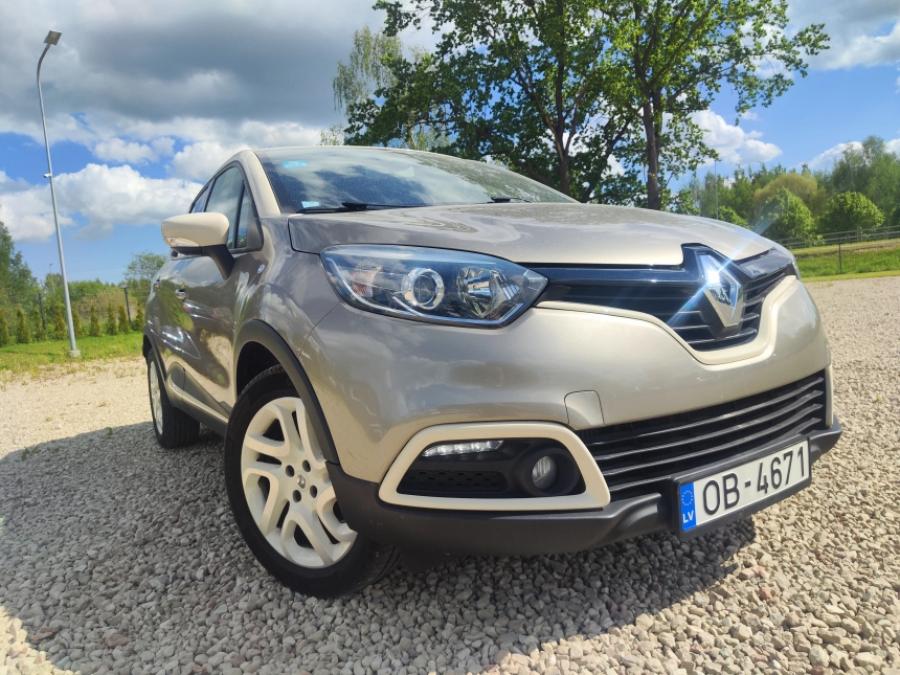 Brown Renault Captur 2014 in Riga, with an engine capacity of 1.50 L and mileage of 208 thousand km for 7990 €, photo 13 on AUTOMOTO.COM.LV
