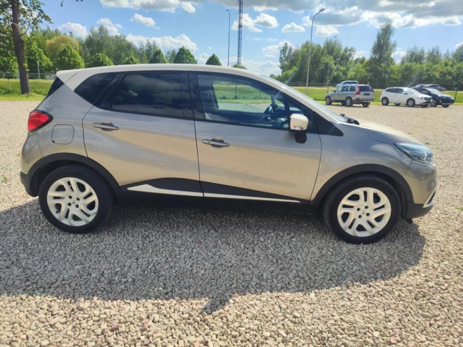 Brown Renault Captur 2014 in Riga, with an engine capacity of 1.50 L and mileage of 208 thousand km for 7990 €, photo 15 on AUTOMOTO.COM.LV