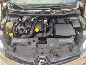 Brown Renault Captur 2014 in Riga, with an engine capacity of 1.50 L and mileage of 208 thousand km for 7990 €, photo 38 on AUTOMOTO.COM.LV