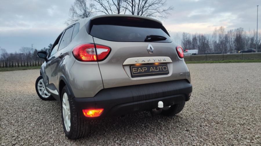 Brown Renault Captur 2014 in Riga, with an engine capacity of 1.50 L and mileage of 208 thousand km for 7990 €, photo 44 on AUTOMOTO.COM.LV