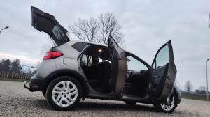 Brown Renault Captur 2014 in Riga, with an engine capacity of 1.50 L and mileage of 208 thousand km for 7990 €, photo 53 on AUTOMOTO.COM.LV