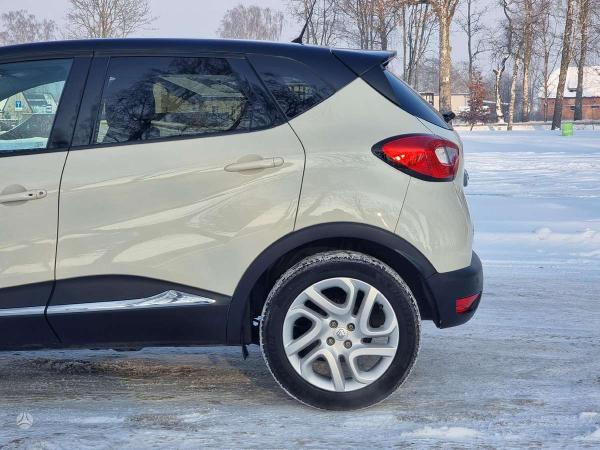 Brown Renault Captur 2015 in Taurage, with an engine capacity of 1.20 L and mileage of 144 thousand km for 6200 €, photo 10 on AUTOMOTO.COM.LV